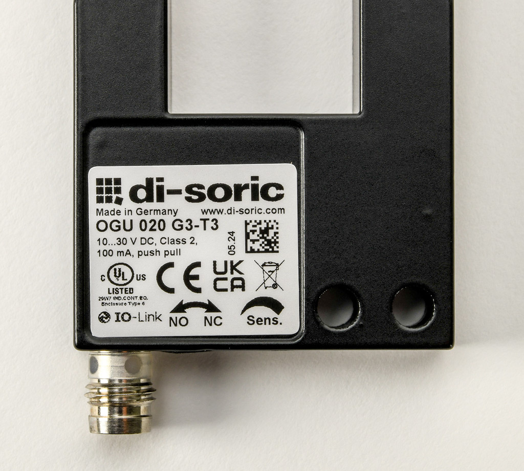 U-frame Photoelectric Fork Sensor: 0-20mm range, through-beam (PN ...