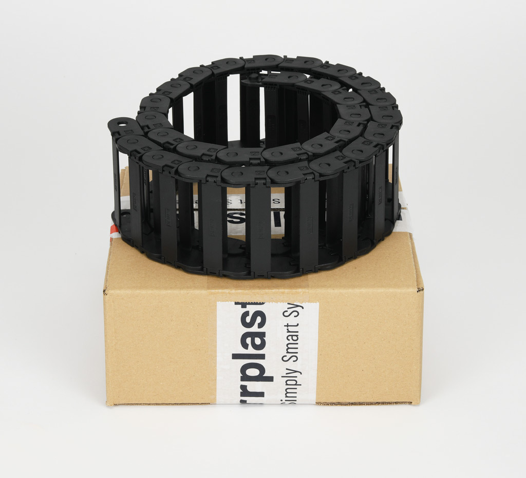 Cable Drag Chain: 0.71in inside height, 2.76in inside width, 3.07in ...