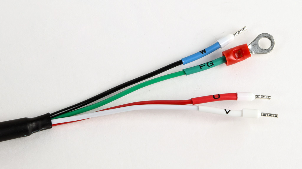 Cable: for all LS Electric PHOX series drives, 16.4ft/5m cable length ...