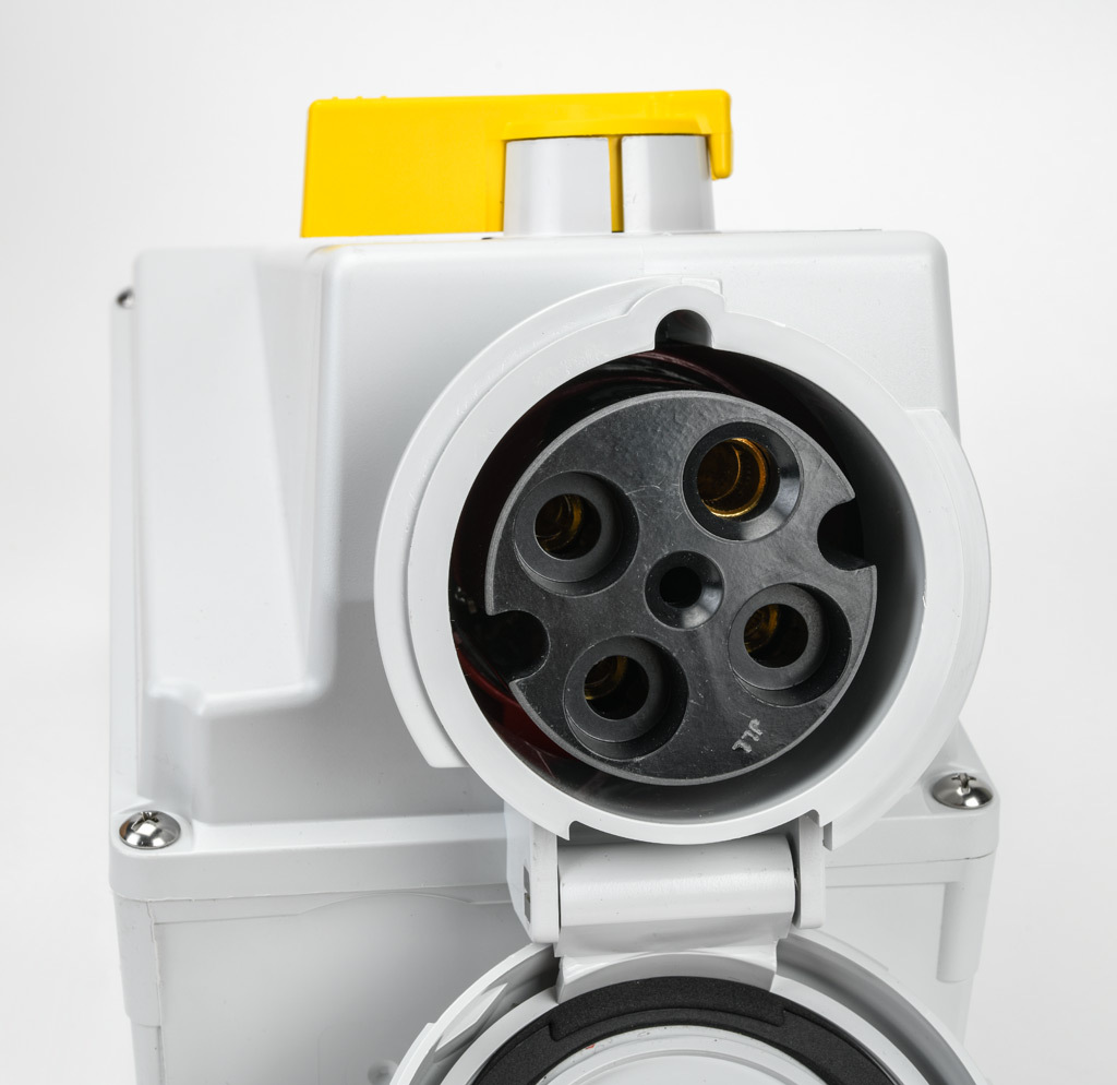 Pin and Sleeve Mechanical Interlock: 3-pole, UL 508 rated, 100A (PN ...