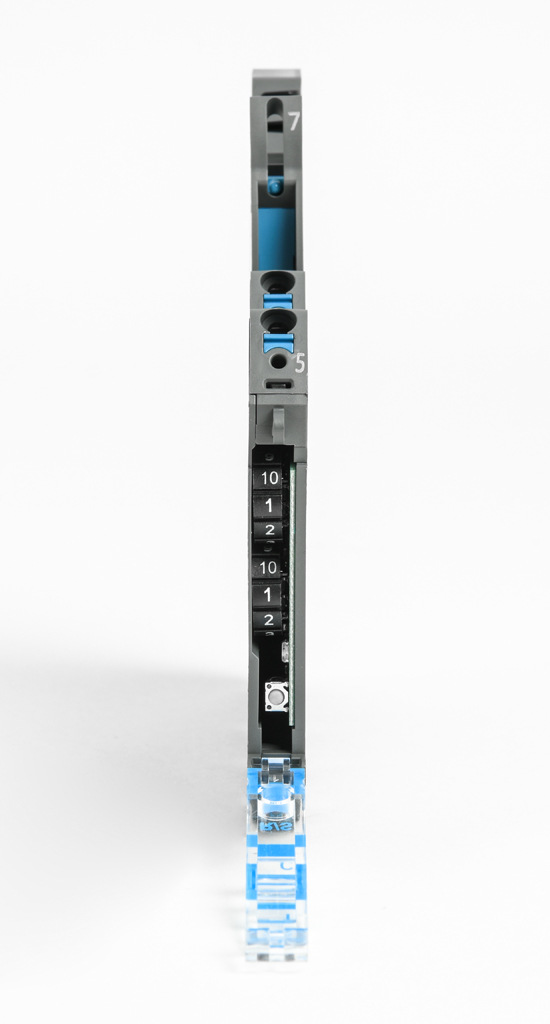 Slim Circuit Protector: adjustable 1-10A, adjustable curve (PN# GECP-1CH-1-10A) | AutomationDirect