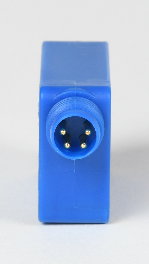 Rectangular photo sensor: 20-4200mm range, polarized retroreflective ...